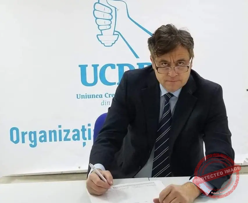 Daniel Filip | Critic Arad