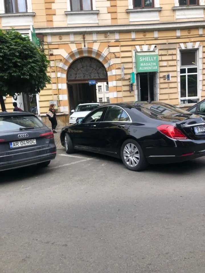 masina-Falca | Critic Arad