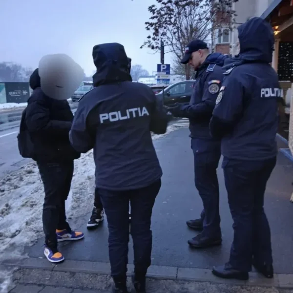 Deranjați „la cafeluță” | Peste 80 de elevi care absentau nejustificat ...